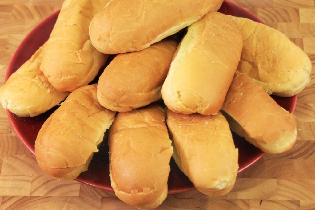 Wholesale Brat & Hot Dog Buns | Mainstreet Bakery